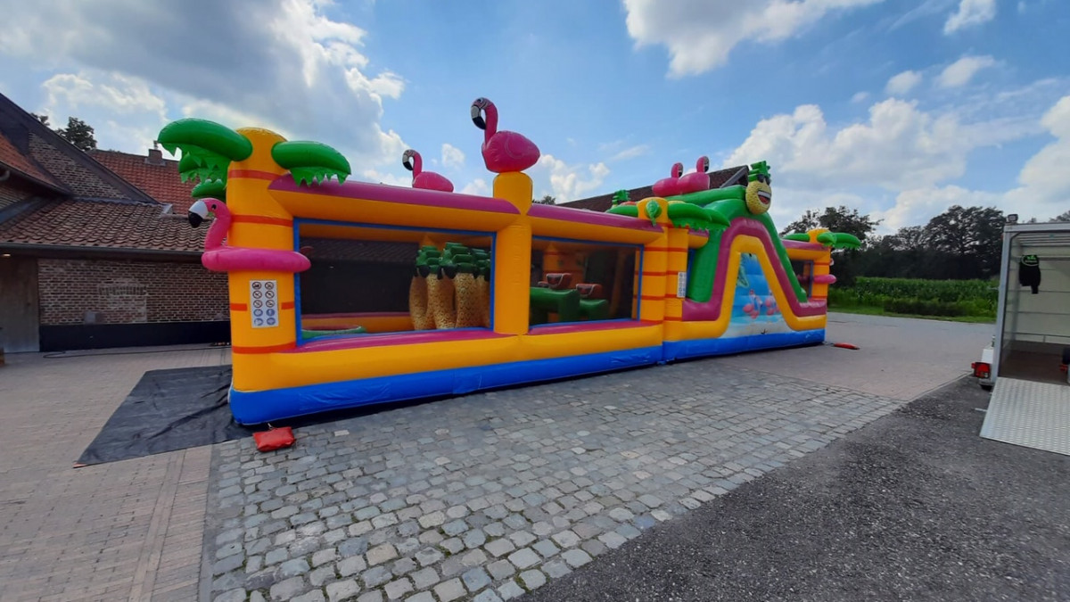 Attracties en Springkastelen huren - Eventarent